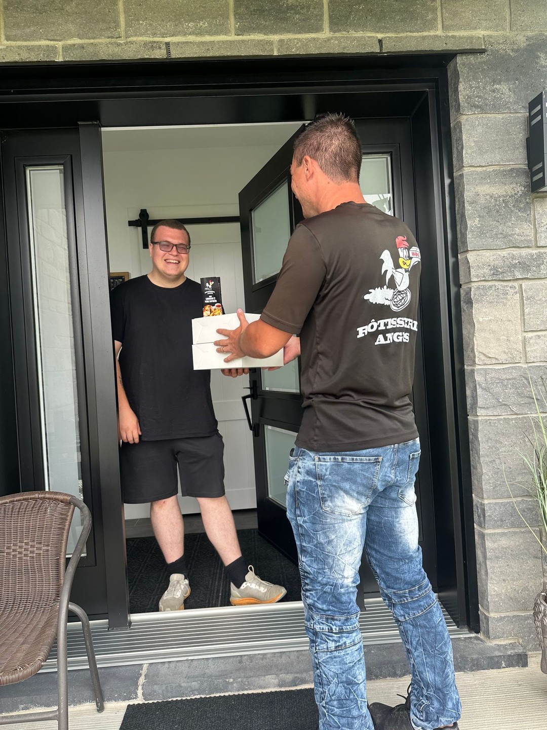 Rôtisserie Angus: Délices Maison à East Angus depuis 2012